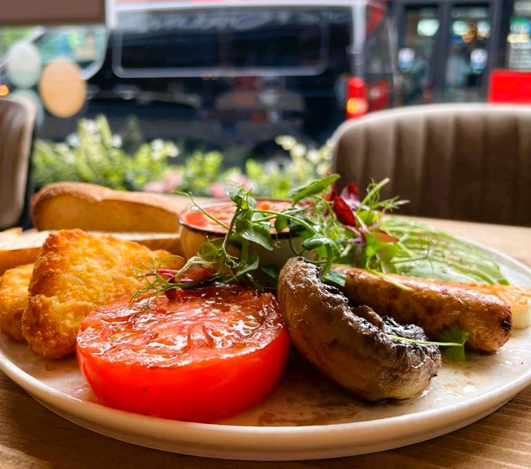 CAFE FORUM – BREAKFAST, BRUNCH AND DINER